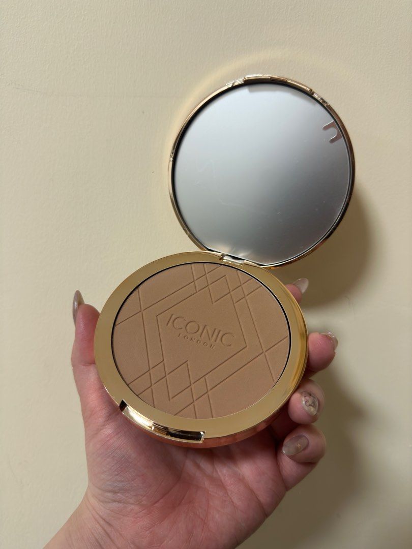 Iconic London - Ultimate Bronzing Powder, 美容＆化妝品, 健康及美容 - 皮膚護理, 化妝品 ...