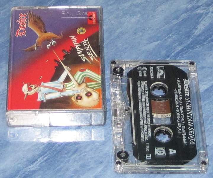 Kaset DESIRE, Hobbies & Toys, Music & Media, CDs & DVDs on Carousell