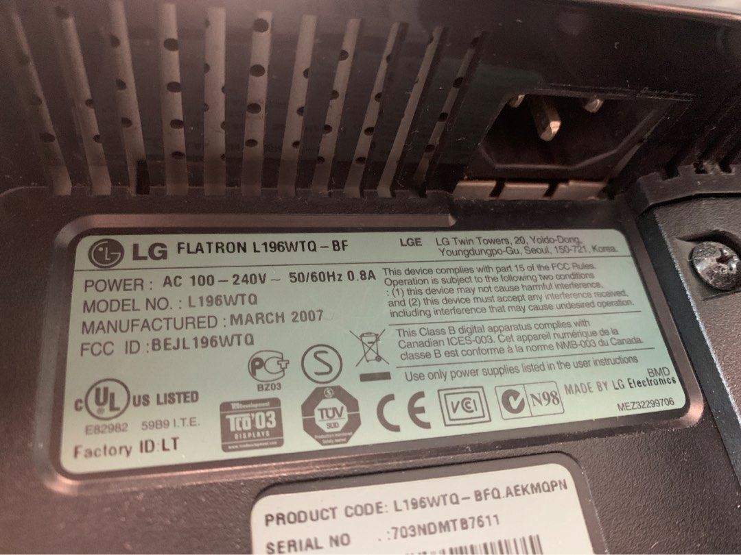 LG Monitor 19吋 電腦屏幕顯示器 FLATRON L196WTQ-BF, 電腦＆科技, 桌上電腦 - Carousell