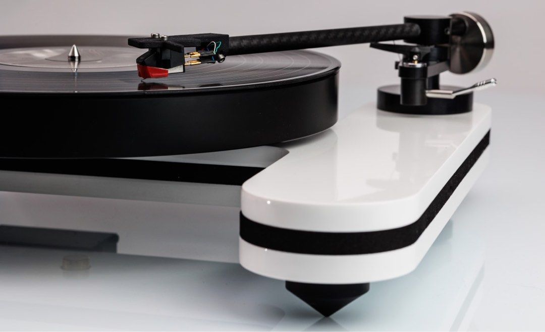 Luphonic Model H2 Turntable (Brand New), Audio, Other Audio Equipment ...