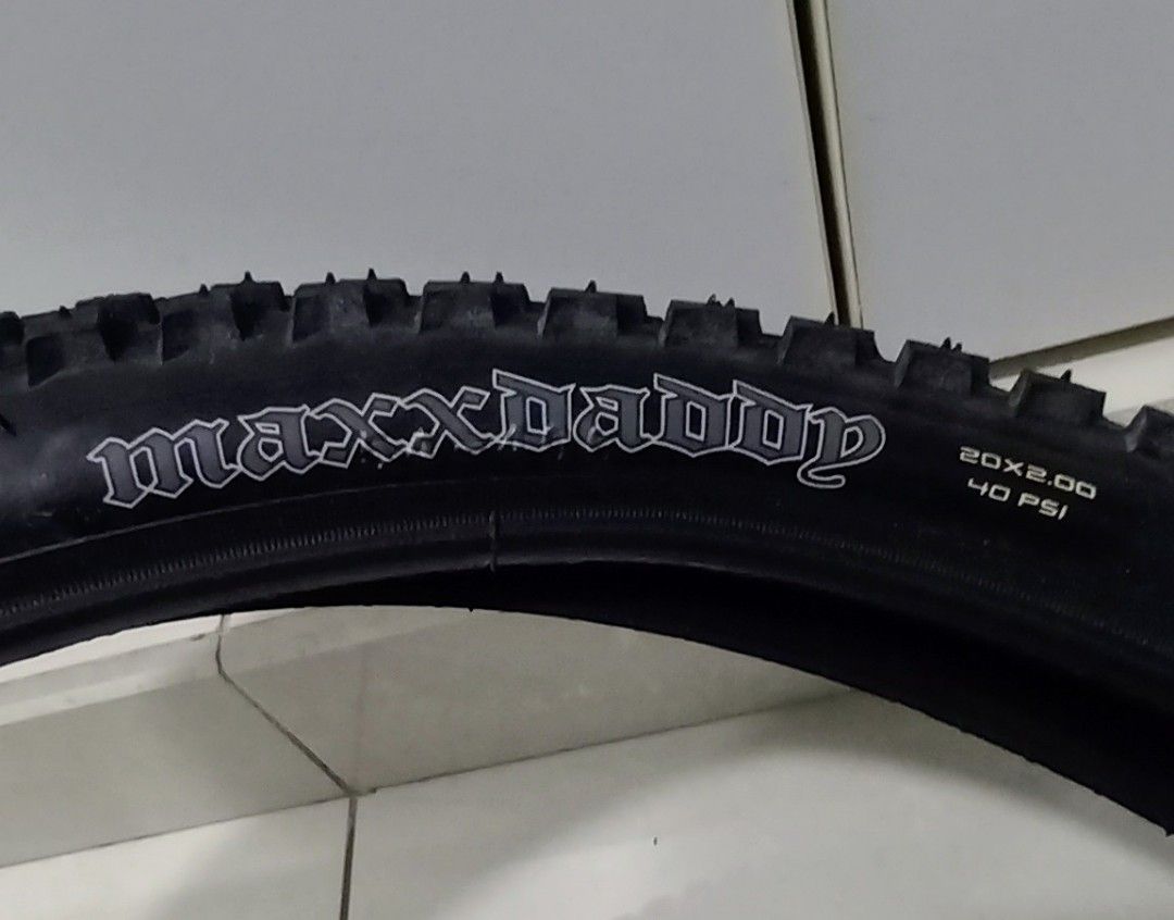MAXXIS Maxx Daddy bmx 20' tyre, Sports Equipment, Bicycles & Parts ...
