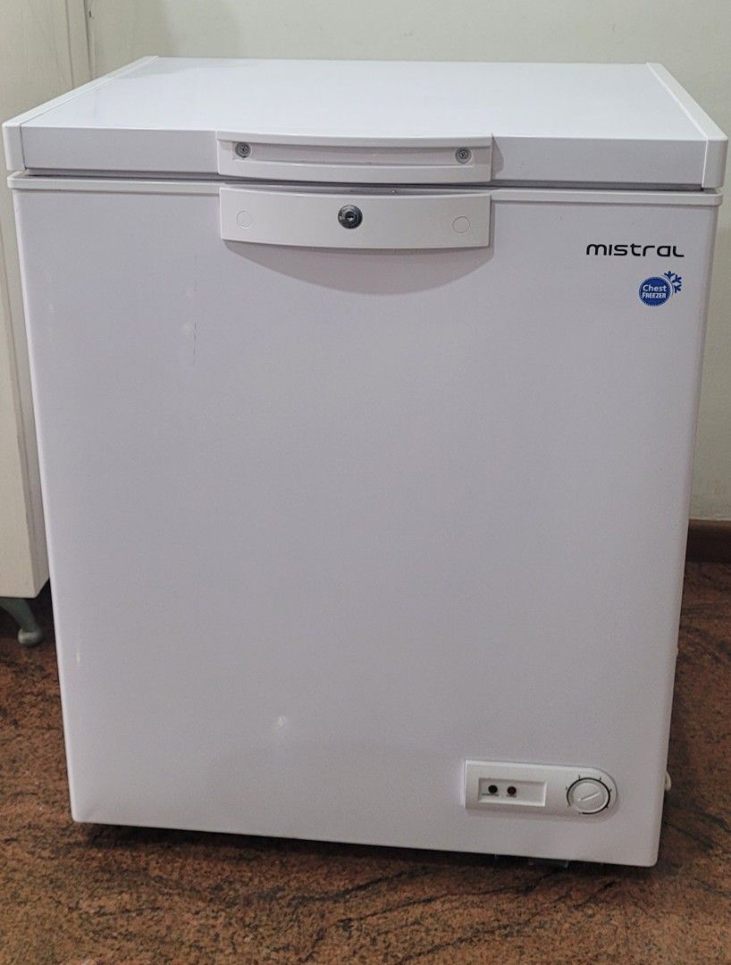 Mistral chest freezer, TV & Home Appliances, Kitchen Appliances ...