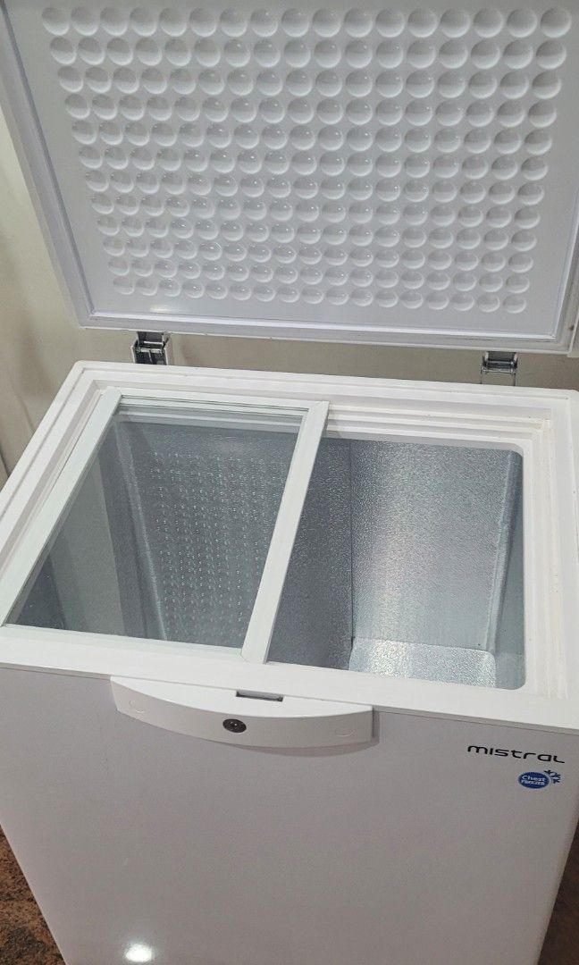 Mistral chest freezer, TV & Home Appliances, Kitchen Appliances ...