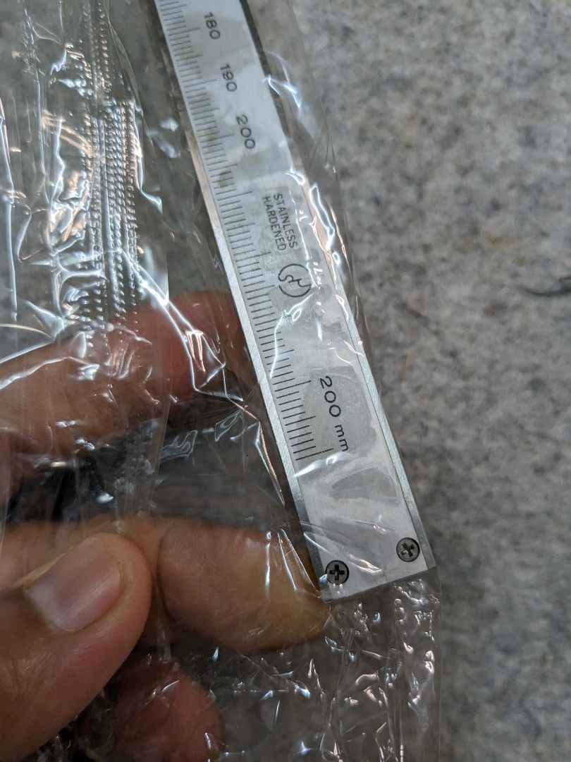 MITUTOYO New Precision Vernier Calipers 0-200mm, Commercial ...