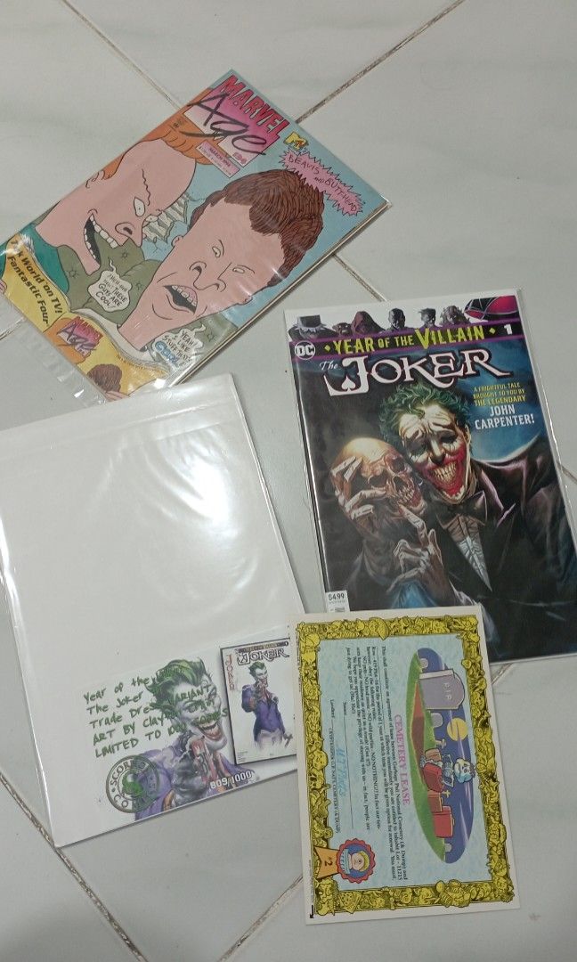 Mix comics and poster on Carousell