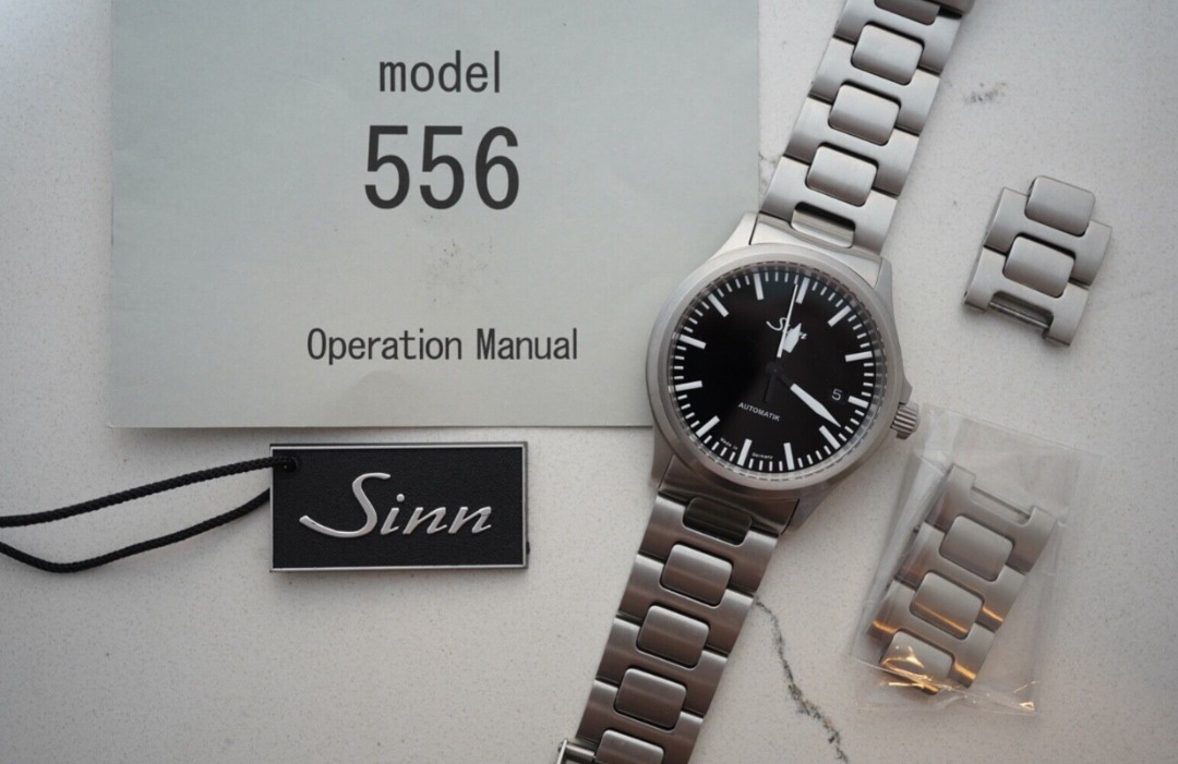Model 556, Men's Fashion, Watches & Accessories, Watches on Carousell