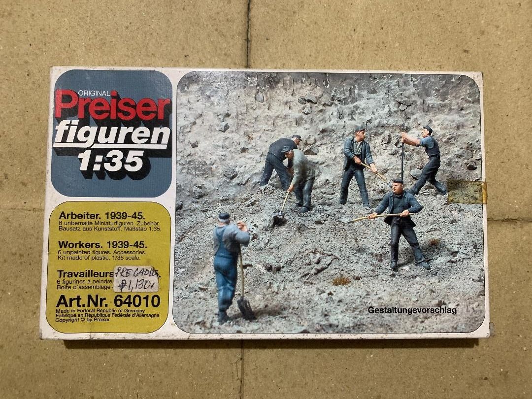 Model Kit: PREISER: 1:35 Scale: WW2 European Workers Figures, Hobbies ...