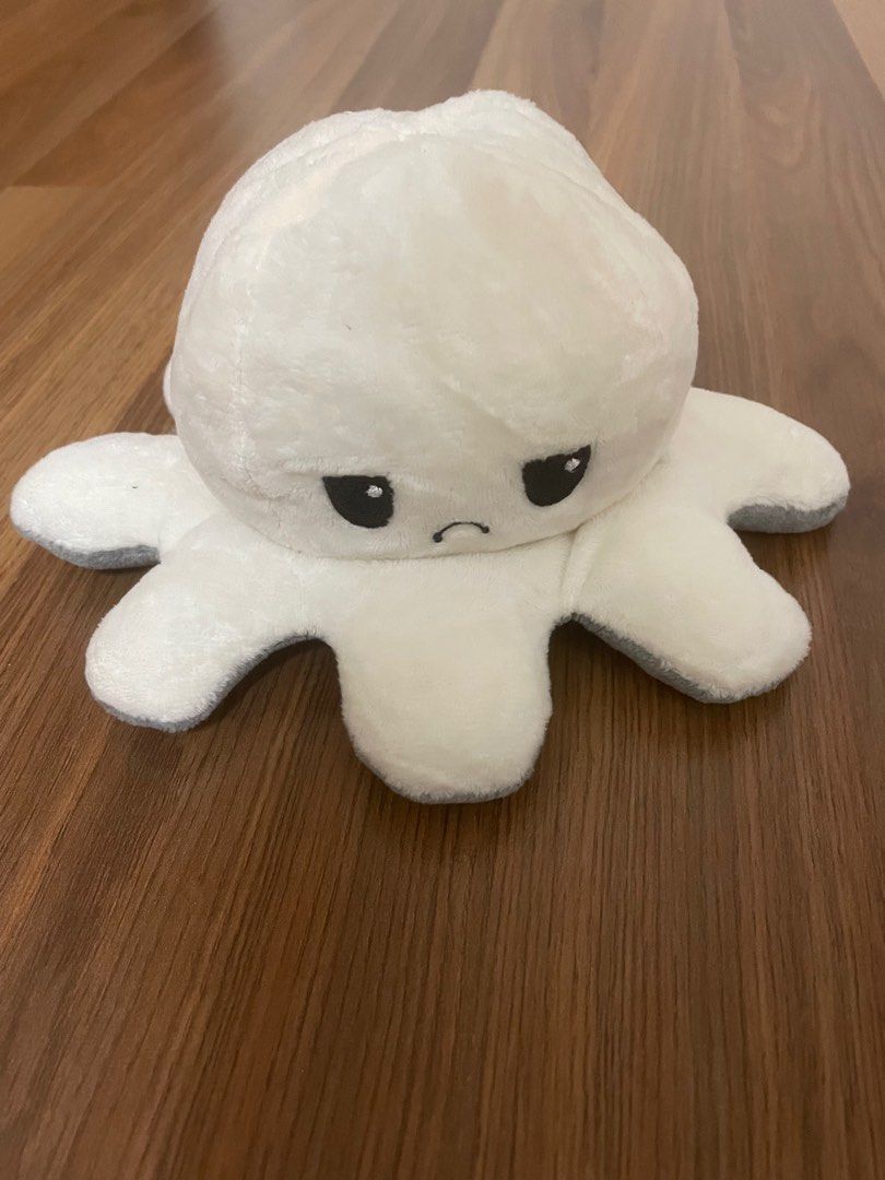 Mood changing octopus, Hobbies & Toys, Toys & Games on Carousell