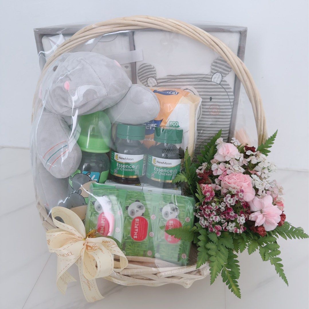 Newborn Baby Gift Set Hamper, Food & Drinks, Gift Baskets & Hampers on ...