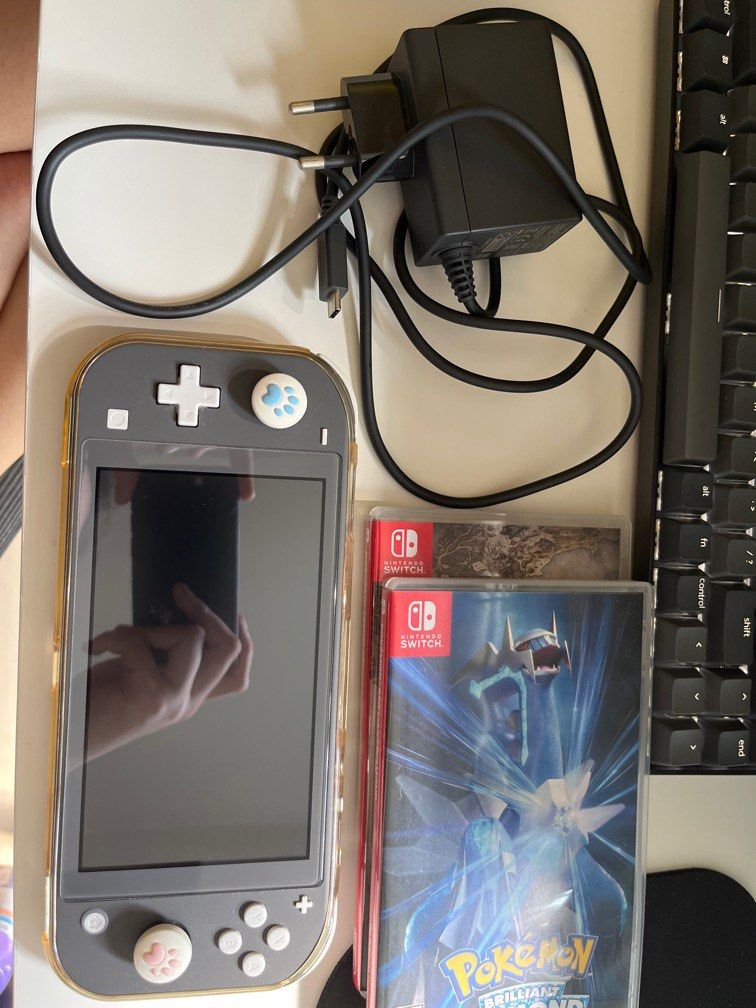 Nintendo Switch Lite ( plus 2 games), Video Gaming, Video Game Consoles ...