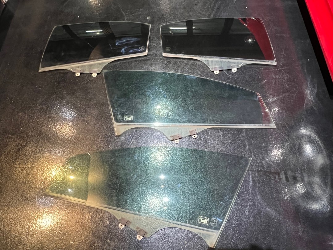 Original Honda Civic Tyre R ( FD 2R ) Door window glass, Car ...