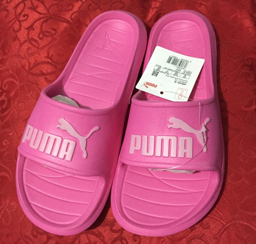 Original Puma Slides, Women's Fashion, Footwear, Slippers and slides on Carousell
