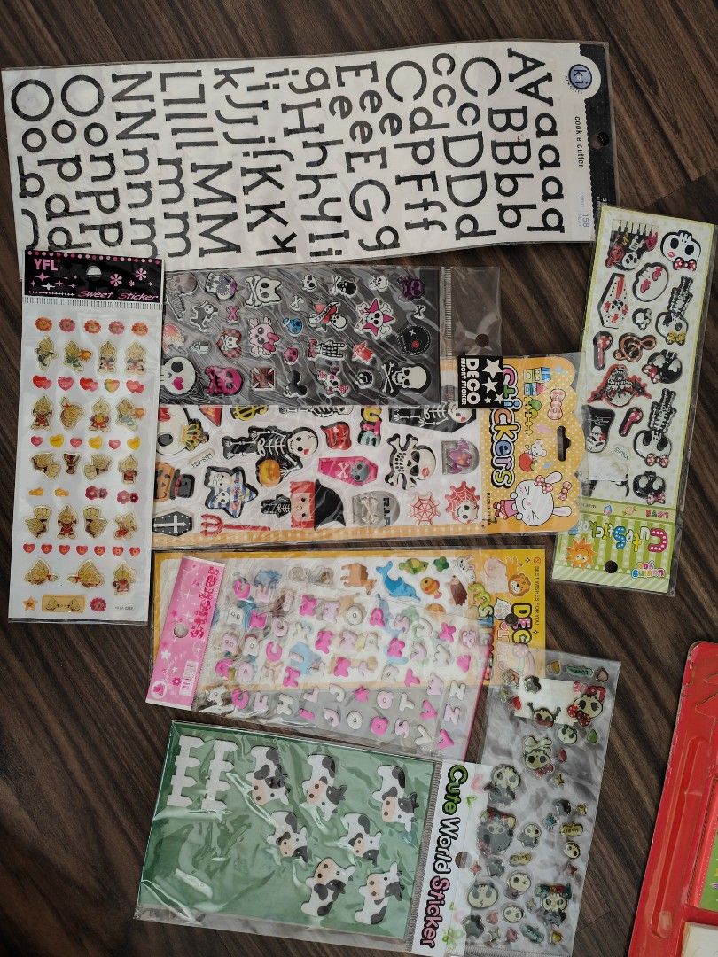 Paper punch, stickers, art supplies, Hobbies & Toys, Stationery & Craft ...