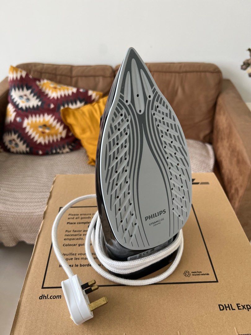 Philips Iron, TV & Home Appliances, Irons & Steamers on Carousell