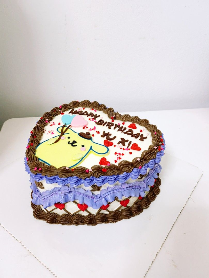 Pompompurin birthday Cake, Food & Drinks, Homemade Bakes on Carousell