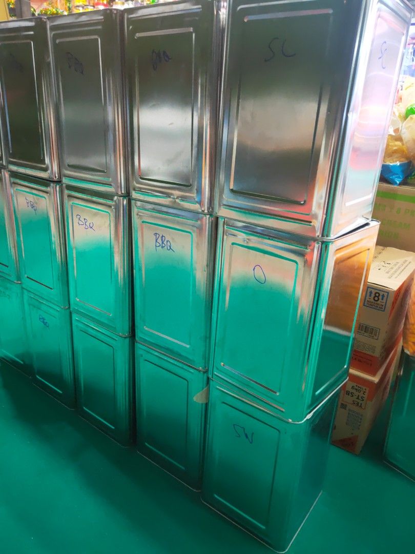 Potato Chips in Tin (1.3kg), Food & Drinks, Packaged & Instant Food on ...