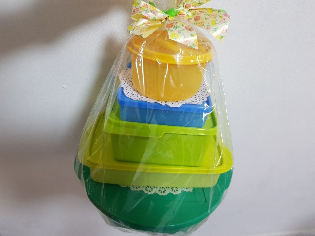 [Value for Money] Presentable Tupperware Gift Set, Furniture & Home ...