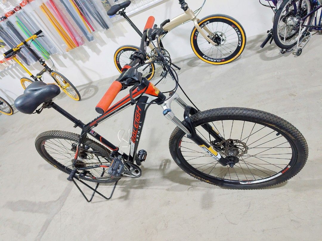 Raleigh M200, Sports Equipment, Bicycles & Parts, Bicycles on Carousell