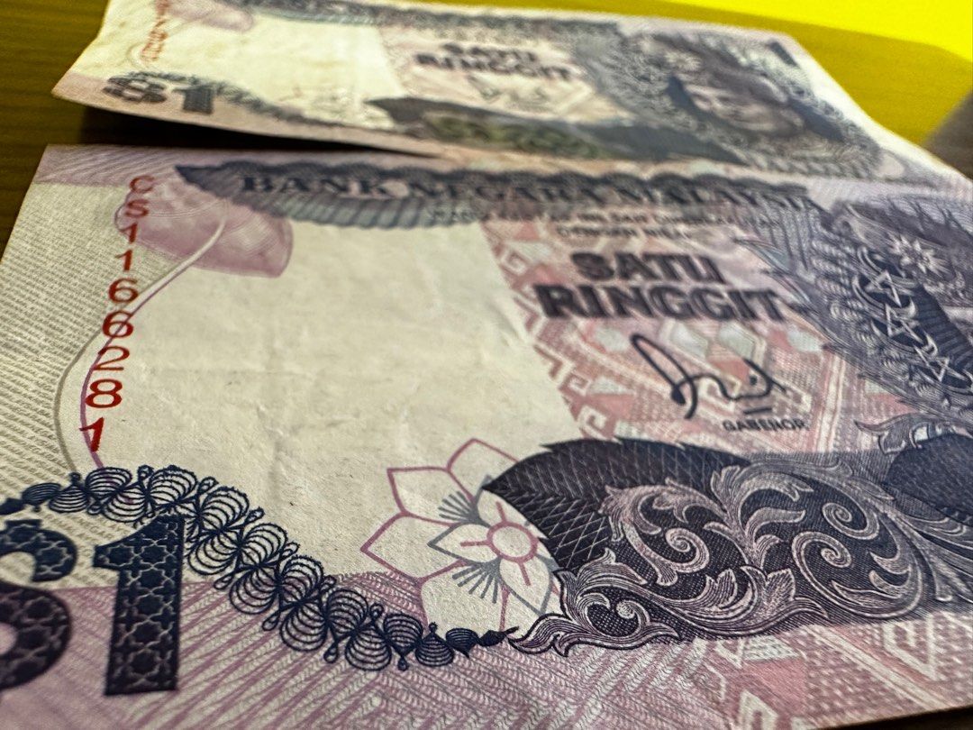 RM1 old notes, Hobbies & Toys, Memorabilia & Collectibles, Currency on ...
