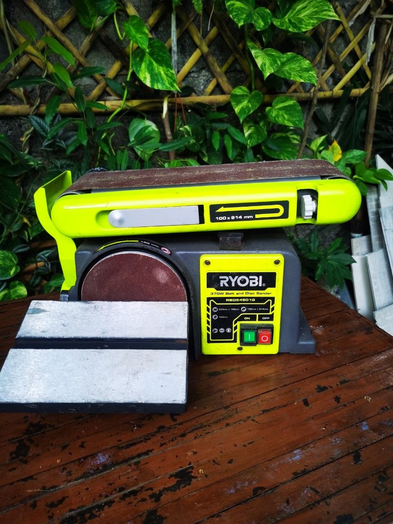 Ryobi belt and disc sander, Commercial & Industrial, Construction Tools ...