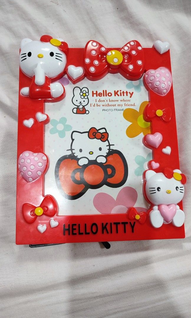 Sanrio hello kitty frame on Carousell