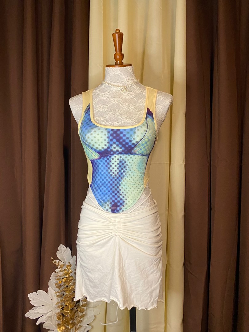 SHEIN Y2K TOP, Women's Fashion, Tops, Others Tops on Carousell