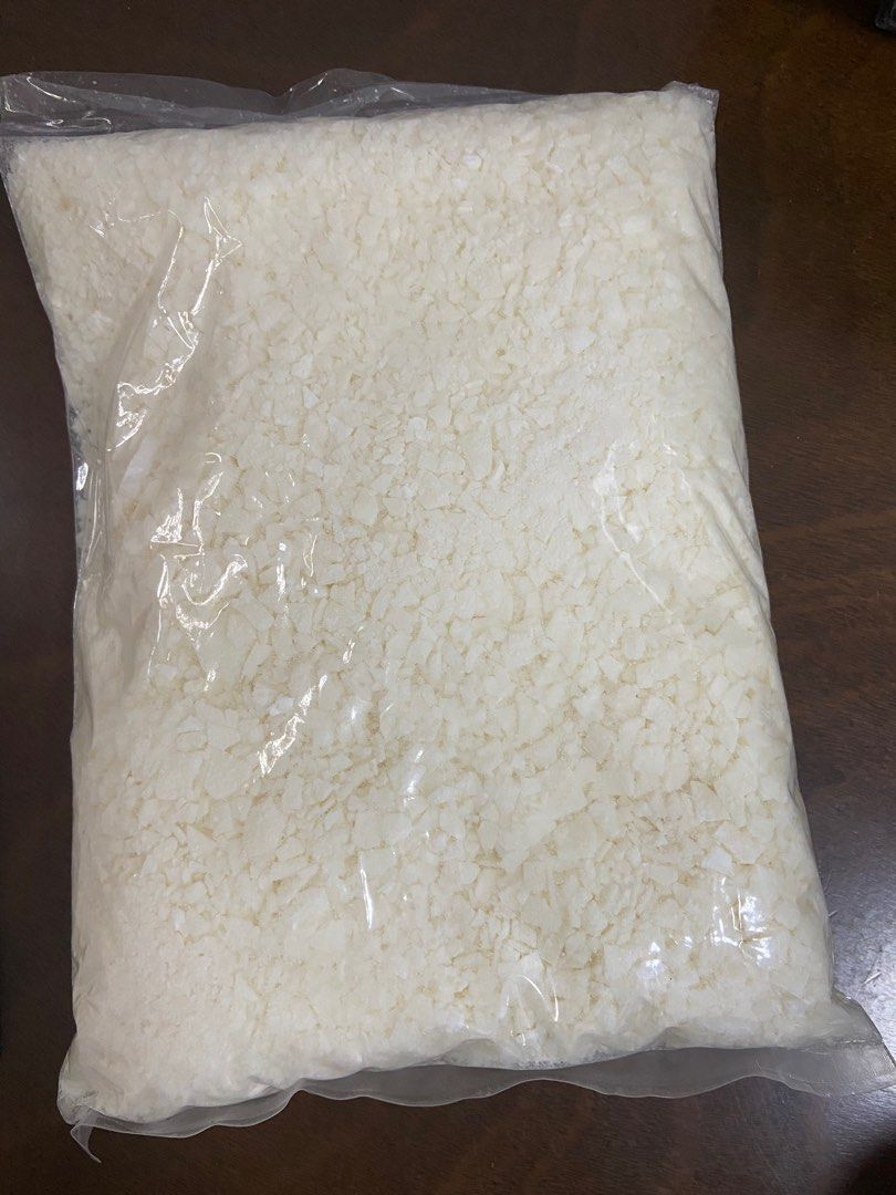 Soy wax flakes for candle making 1 kilo on Carousell