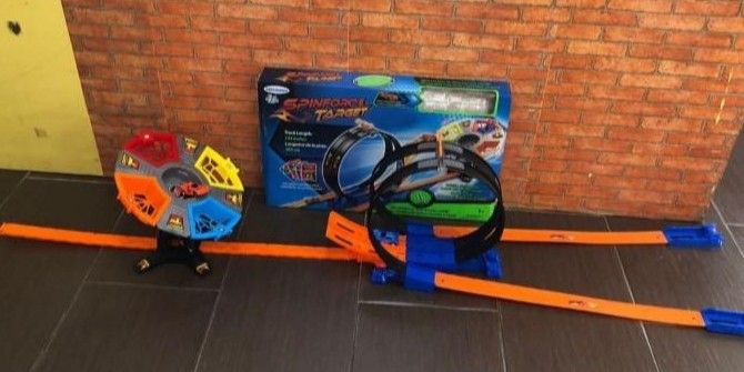 Spinforce Target Hardtoy Car Track Length 365cm With 2 Pullback Car & Box Jupiter Creations ...