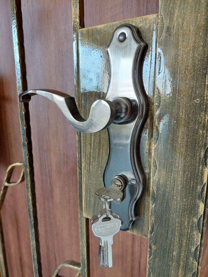 Stella Metal Gate Lockset, Furniture & Home Living, Security & Locks ...