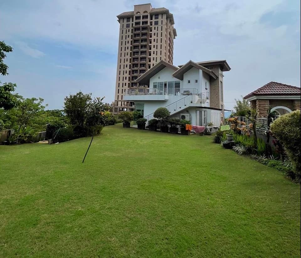 Tagaytay house and lot with Taal Lake view P50 Million Negotiable Clean Title, Property, For ...