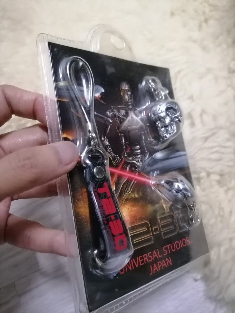 Terminator 2 KeyHolder /Chain on Carousell
