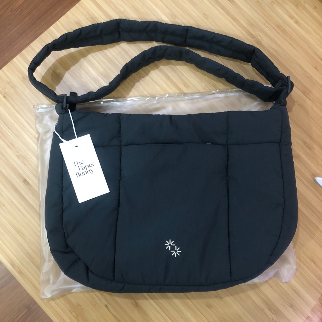 The Paper Bunny Puffer Swing (Spade), Women's Fashion, Bags & Wallets ...