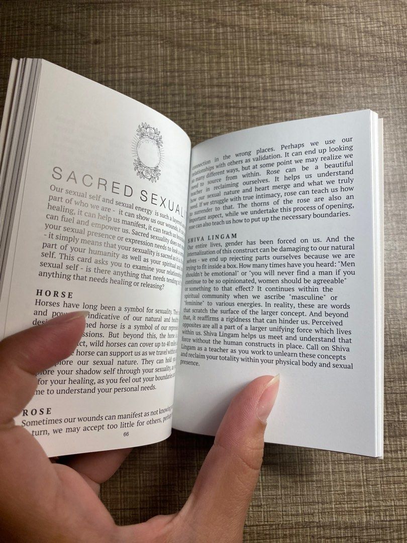 Threads of Fate Oracle - Shadow Edition, Hobbies & Toys, Toys & Games ...