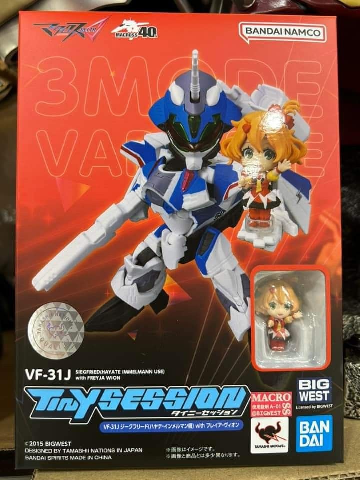 TINY SESSION Macross Delta VF-31J Siegfried With Freya Wion About 100mm PVC & ABS Painted ...