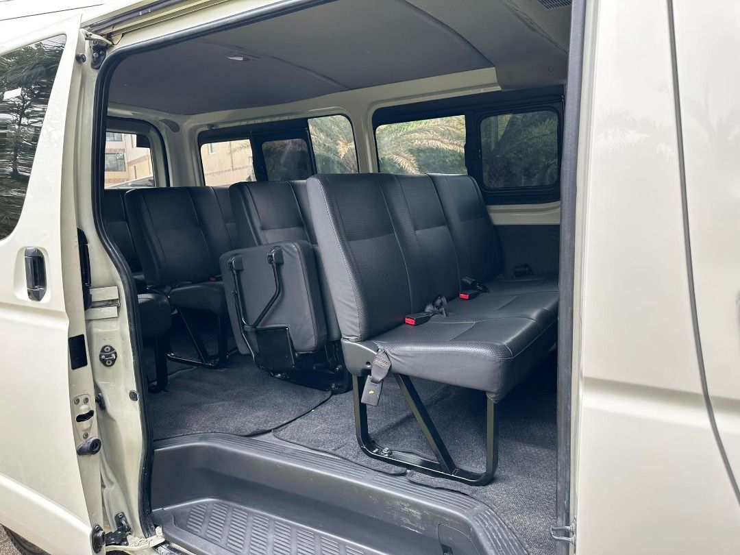 Toyota HIACE COMMUTER 2018 3.0 Auto, Cars for Sale, Used Cars on Carousell