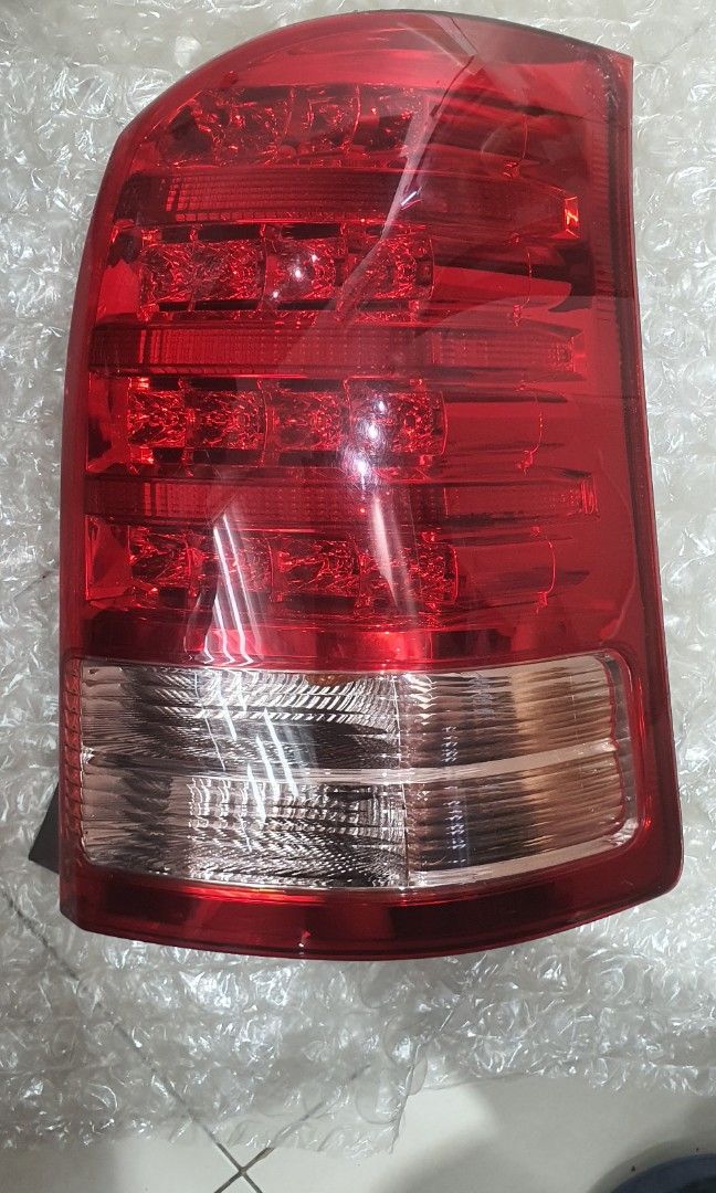 Toyota Wish ZNE10 tail light right, Car Accessories, Accessories on ...