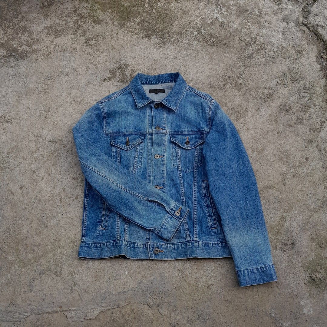 UNIQLO DENIM JACKET, Men's Fashion, Coats, Jackets and Outerwear on ...