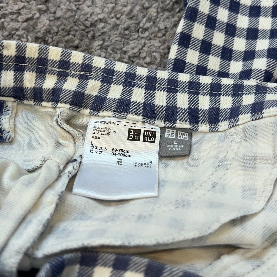 Uniqlo gingham pants on Carousell