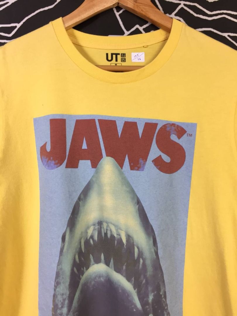 Universal Studios Jaws Movie Uniqlo Tee, Men's Fashion, Tops & Sets ...