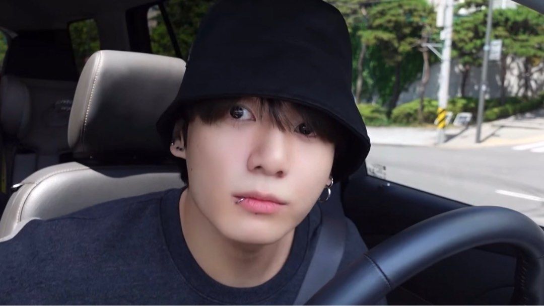 Varzar Stud Drop Bucket Hat (worn by BTS Jungkook), Men's Fashion, Watches & Accessories, Caps ...
