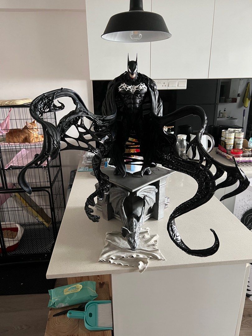 Venomised Batman Statue (Customised 1/4 Scale), Hobbies & Toys, Toys ...