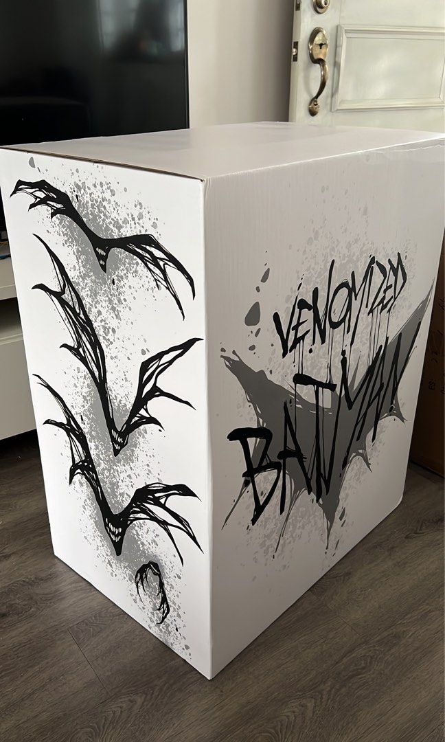 Venomised Batman Statue (Customised 1/4 Scale), Hobbies & Toys, Toys ...