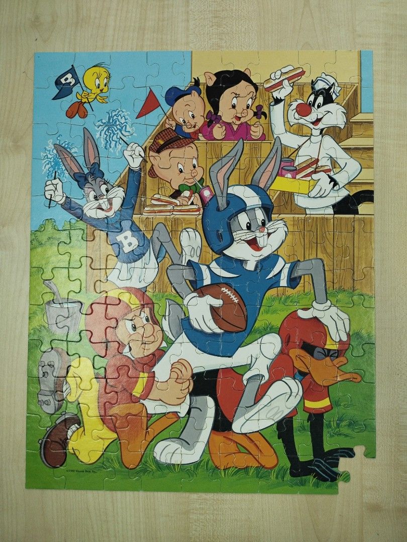 Vintage 1982 Warner Bros Looney Tunes Puzzle, Hobbies & Toys, Toys ...