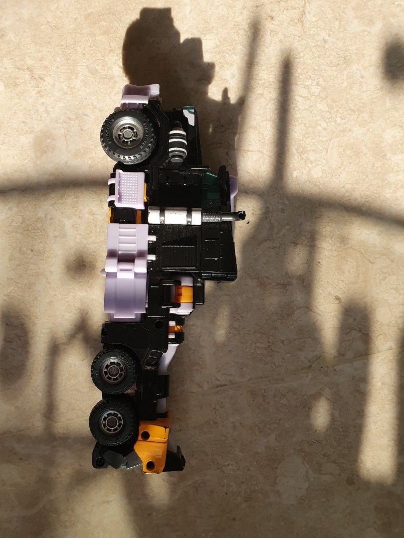 Youngboy iringo tobot v captain police robot Transformers, Hobbies ...