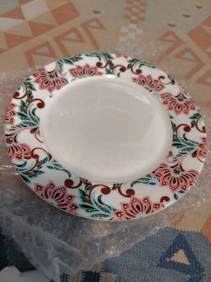 7" Batik Ceremic Dessert Plate, Furniture & Home Living, Kitchenware ...