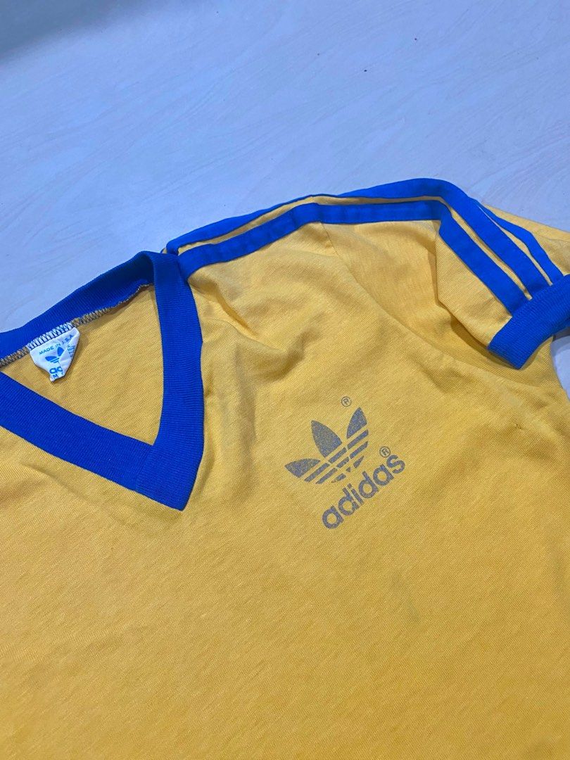 Adidas Vintage trefoil ringer logo, Men's Fashion, Activewear on Carousell