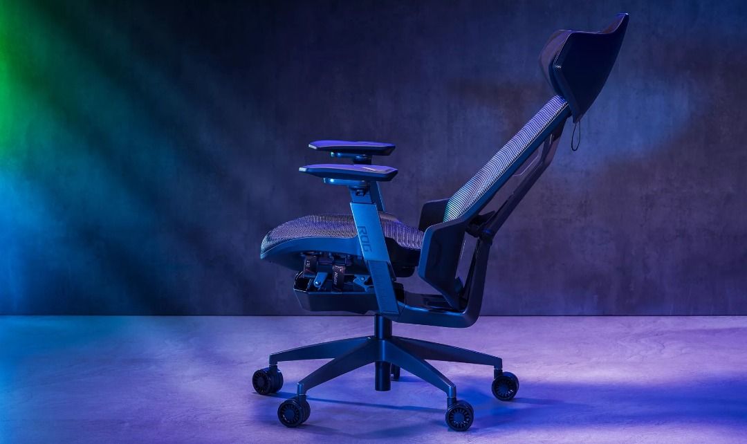ASUS ROG Destrier Ergo Gaming Chair, Furniture & Home Living, Furniture ...