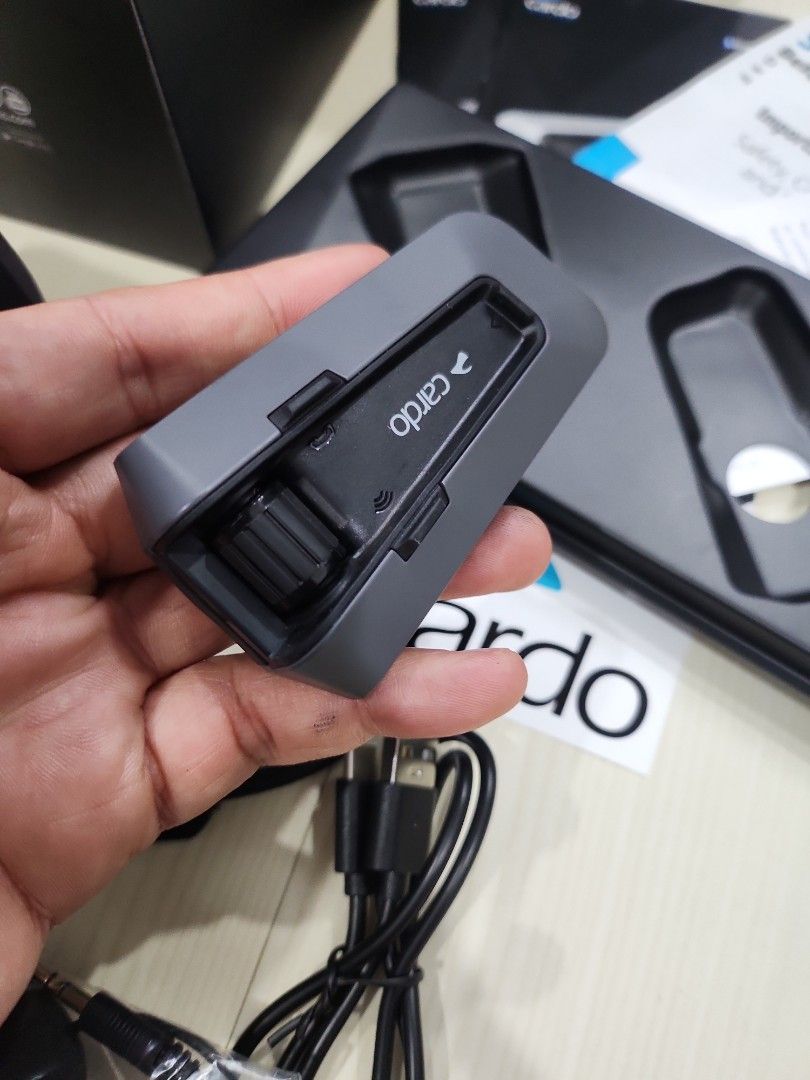 Cardo Packtalk Edge, Motorcycles, Motorcycle Accessories on Carousell