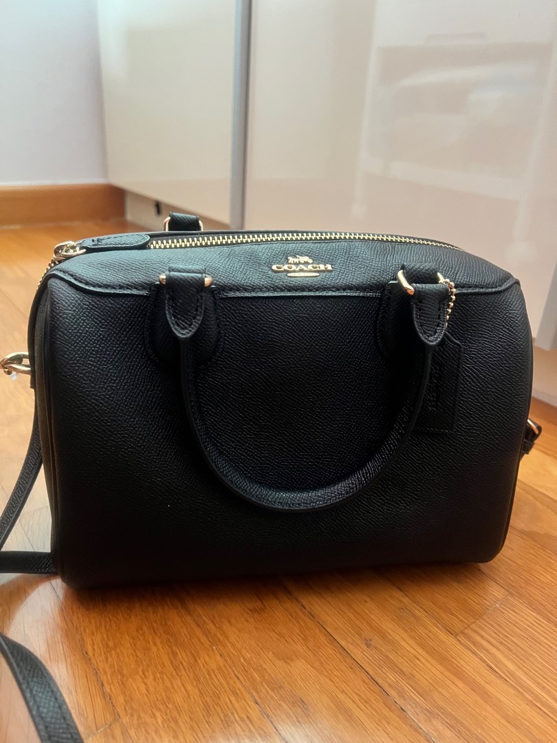 Coach mini bennett, Women's Fashion, Bags & Wallets, Cross-body Bags on ...