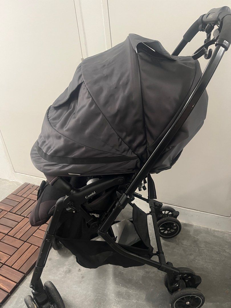Combi Mechacal Handy Auto 4 CAS stroller, Babies & Kids, Going Out ...